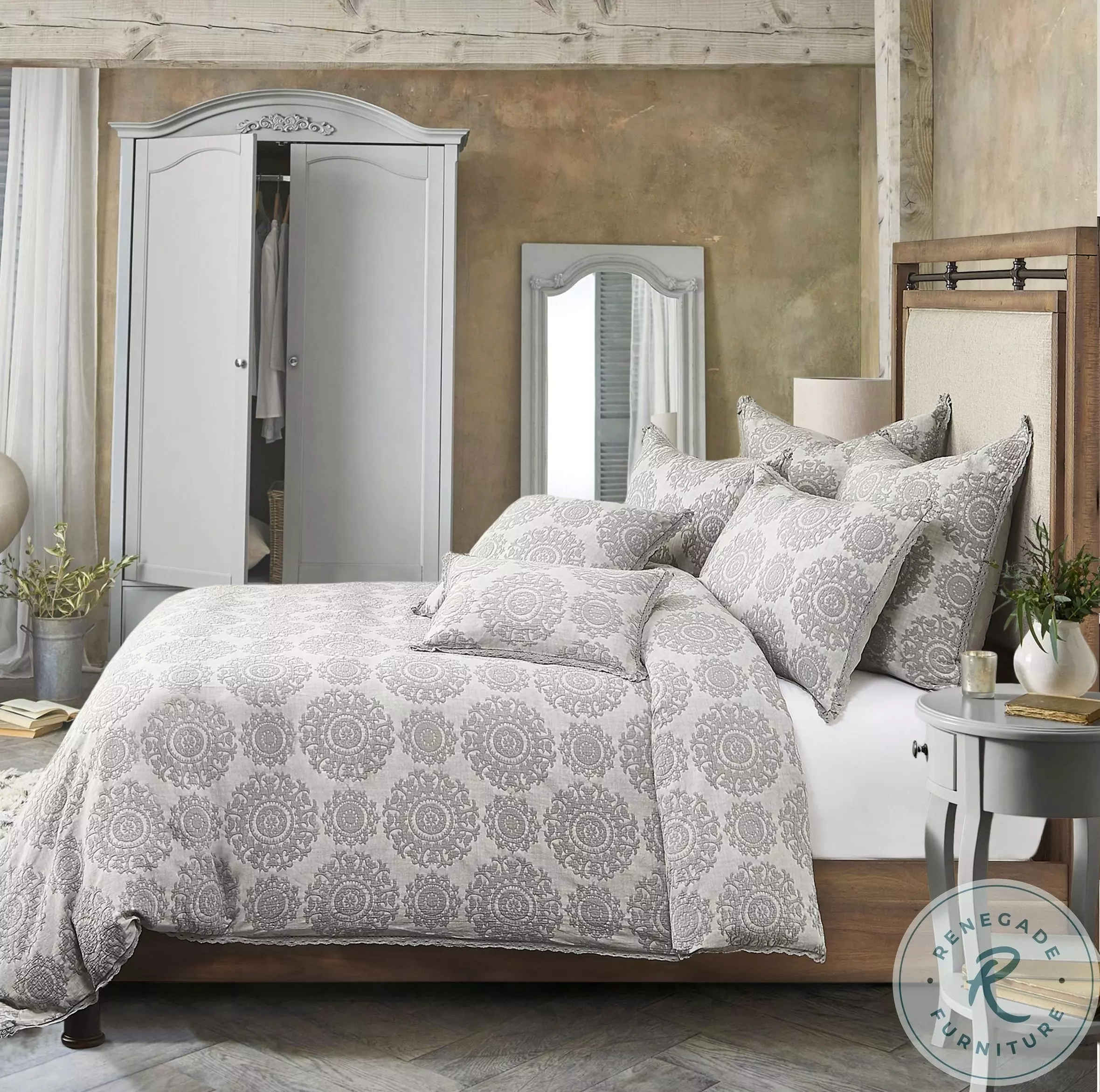 Reagan Gray 7 Piece Queen Duvet Set From Michael Amini | Coleman Furniture