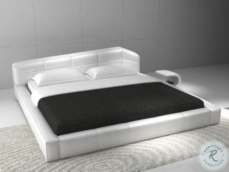 Dream White King Platform Bed from J&M (17835-K) | Coleman Furniture