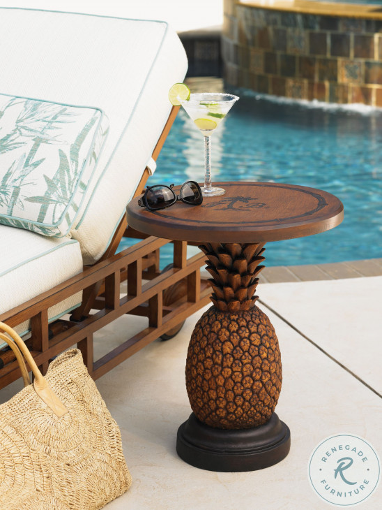 Alfresco Living Brown And Black Outdoor Pineapple Accent Table from Tommy Bahama | Coleman Furniture
