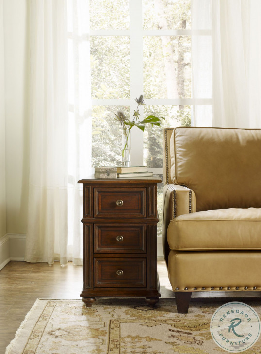 Leesburg Brown Chairside Chest from Hooker | Coleman Furniture