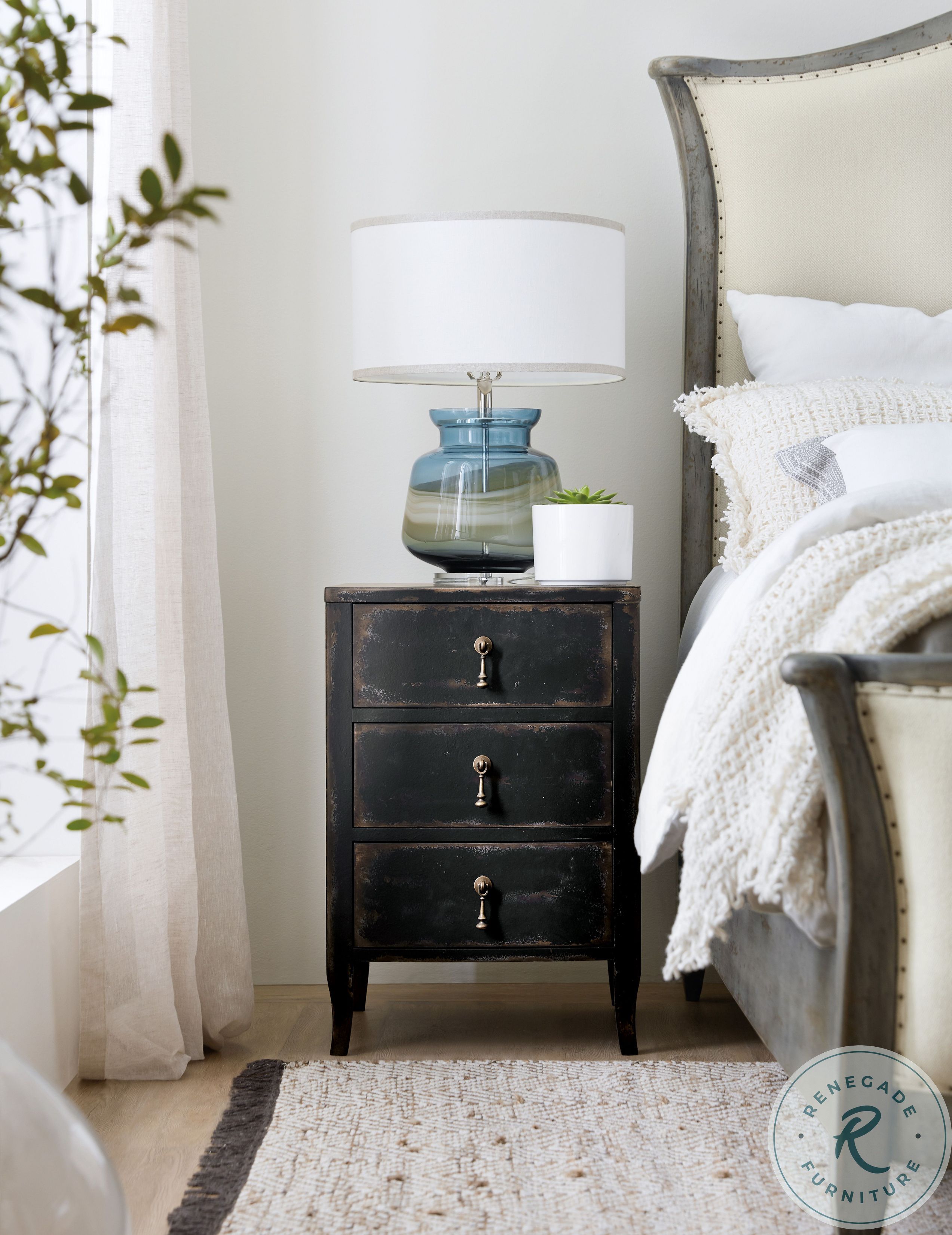 Ciao Bella Black Telephone Table from Hooker | Coleman Furniture